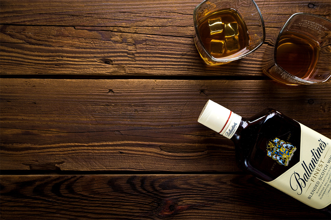 High Tech Bar Gadgets You Simply Must Have - Modded