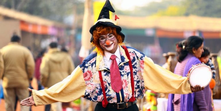What's the Secret to the Clown Car Trick? - Modded