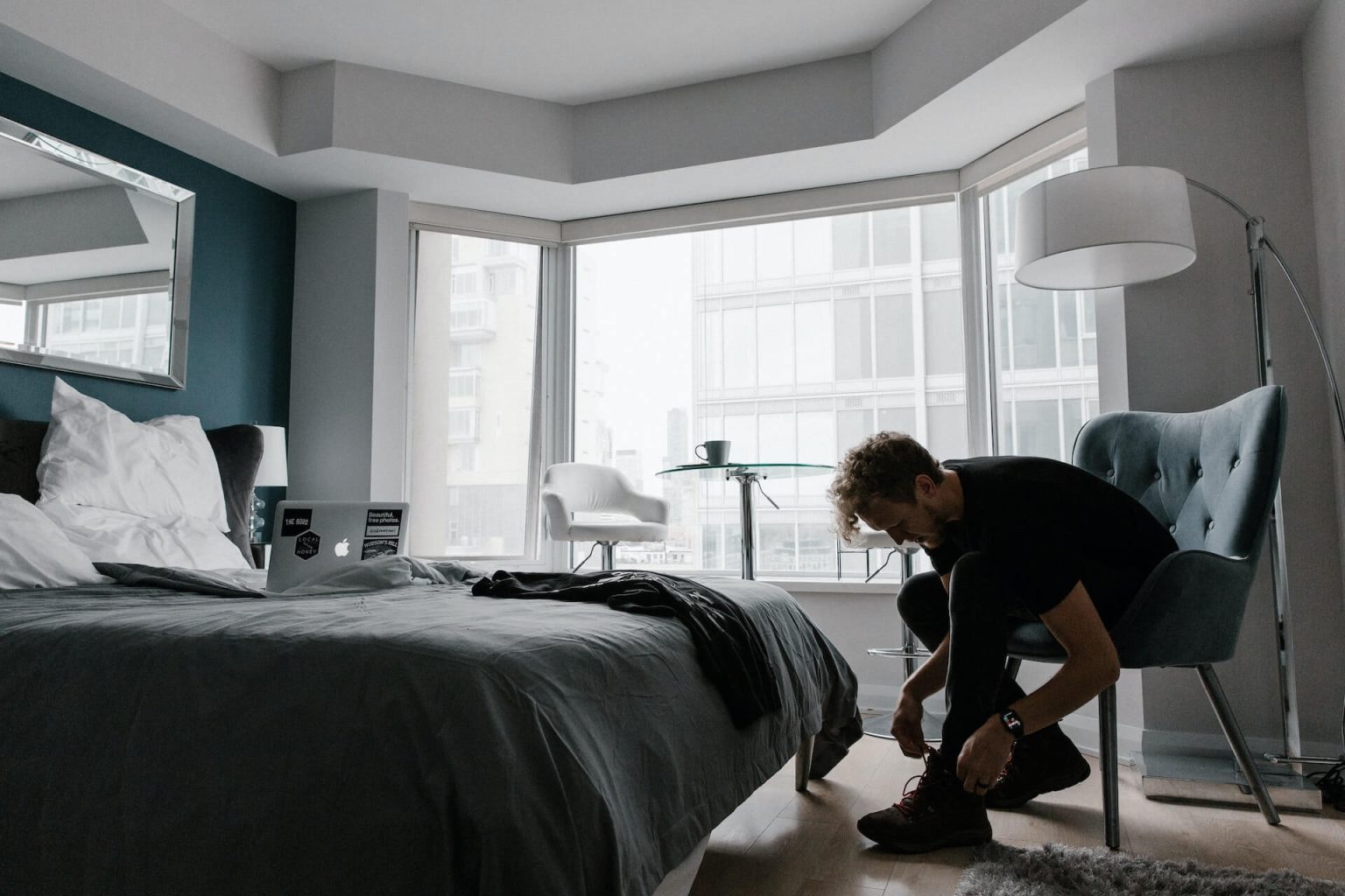 25 Crucial Things Every Man Should Have In His Apartment - Modded